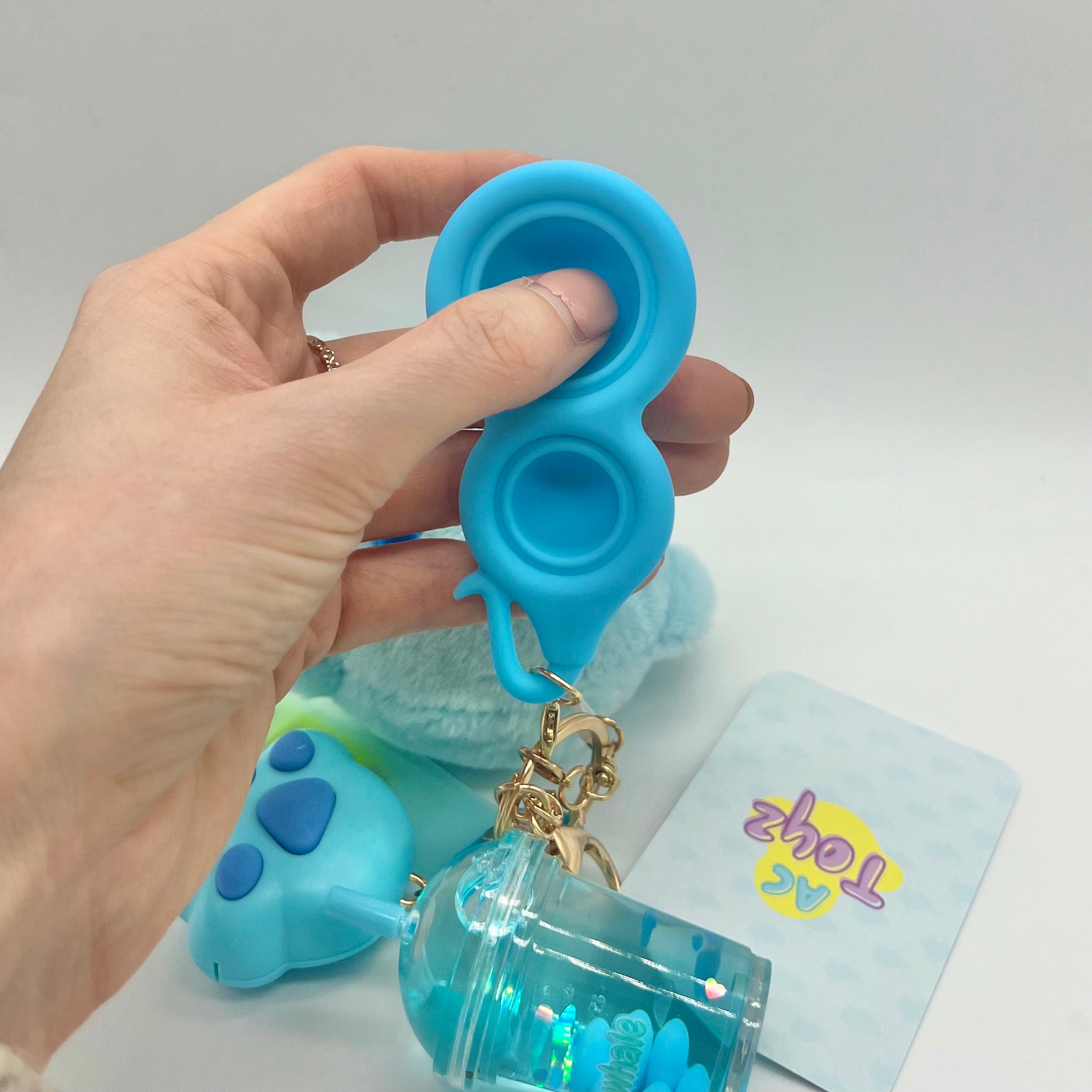 Blu the Whale Comfort Keychain® 🐳 – AC TOYZ